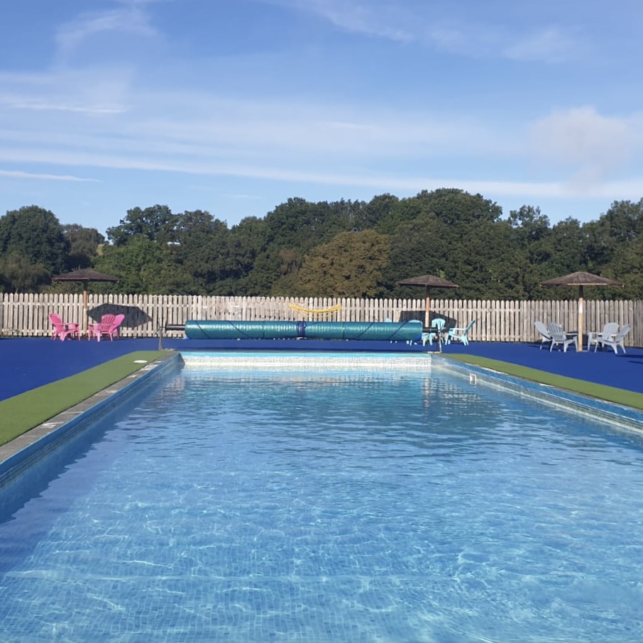 Heated Swimming Pool - Bank Farm Holiday Park